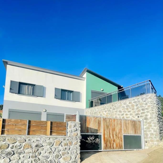 La Caz Horizon Bleu, Saint-Leu (updated prices 2026)