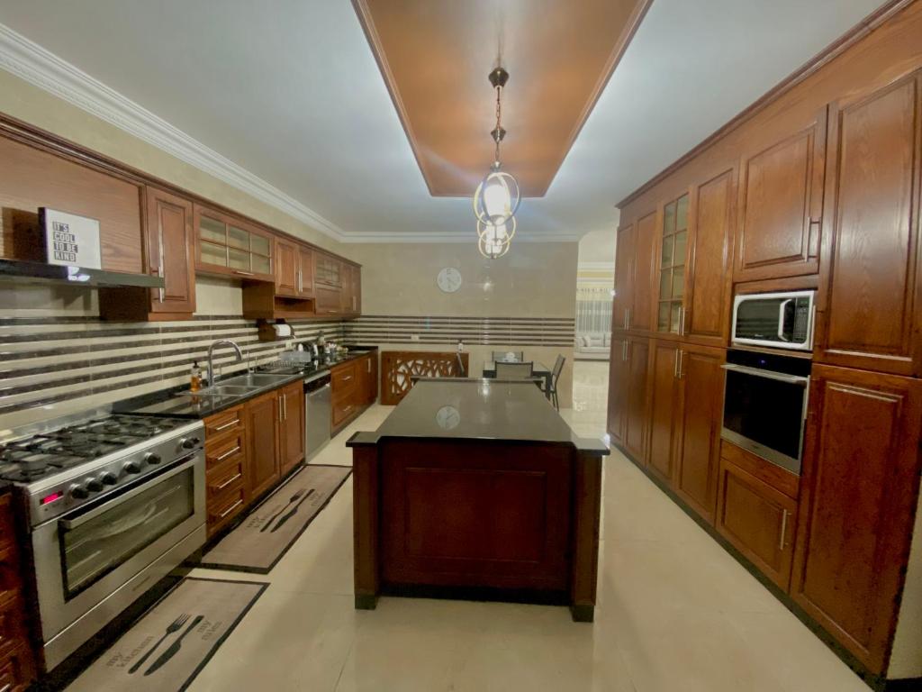 Fuhies near dabouq, Amman (updated prices 2025)