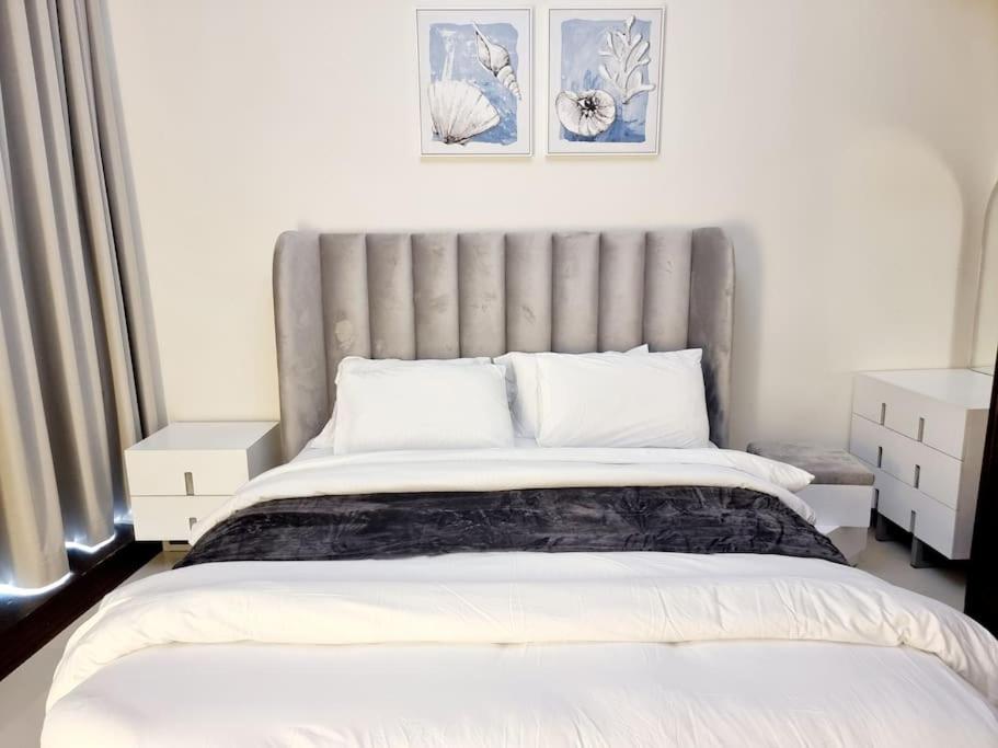 White one bedroom studio Manama, Manama (updated prices 2025)