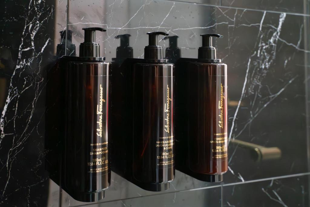 Iris Hotel Boston, Brookline (updated prices 2025)