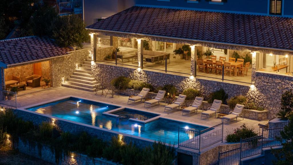 NEW!Seaview Villa Granda Lokva, Lokva Rogoznica (updated prices 2025)