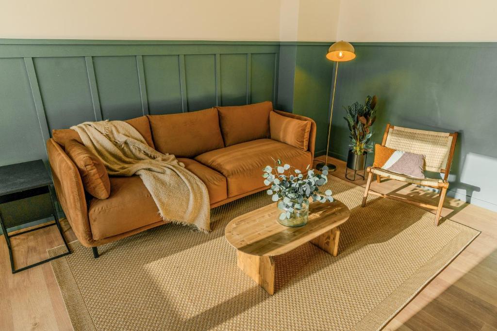 Le Bella Carmen - Near Eurexpo & Groupama Stadium, Saint-Priest ...