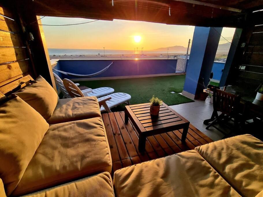 Penthouse with views and chill out zone, Tarifa (updated prices 2025)