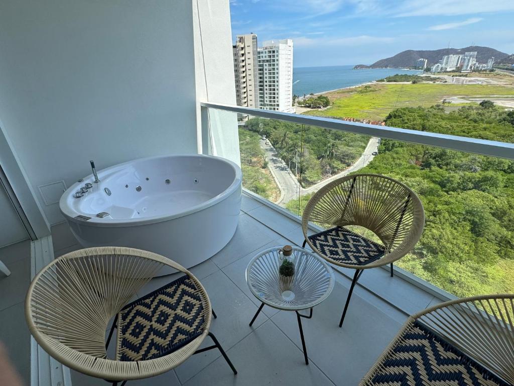 Suite Lujosa con Jacuzzi piso 14 vista al mar, Santa Marta (updated ...