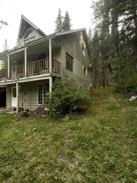 Rustic Executive Cabin at Beaverfoot, Parson (updated prices 2024)