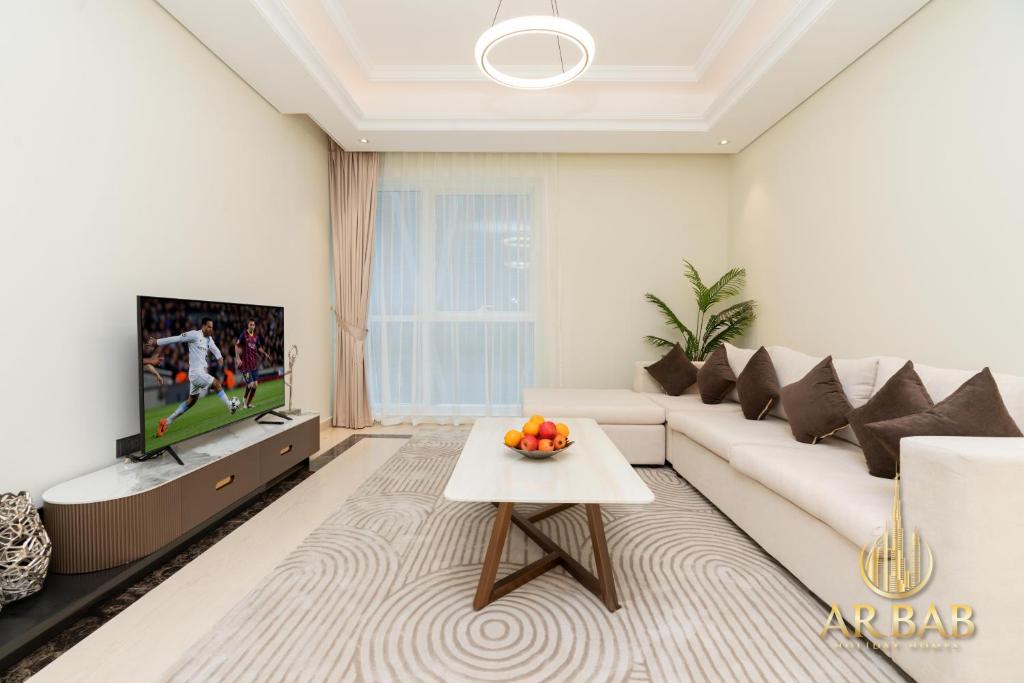 Mon Reve - Luxurious 2BR Plus Maids - Near Burj Khalifa & Dubai Mall ...