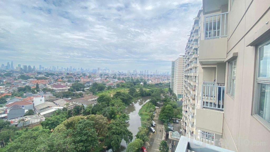 Minimalist and Homey 1BR at Belmont Residence Puri Apartment By ...
