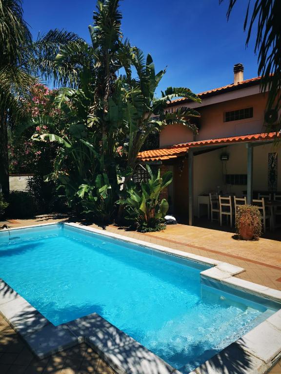 Villa Ceusi, Santa Teresa di Riva (updated prices 2025)