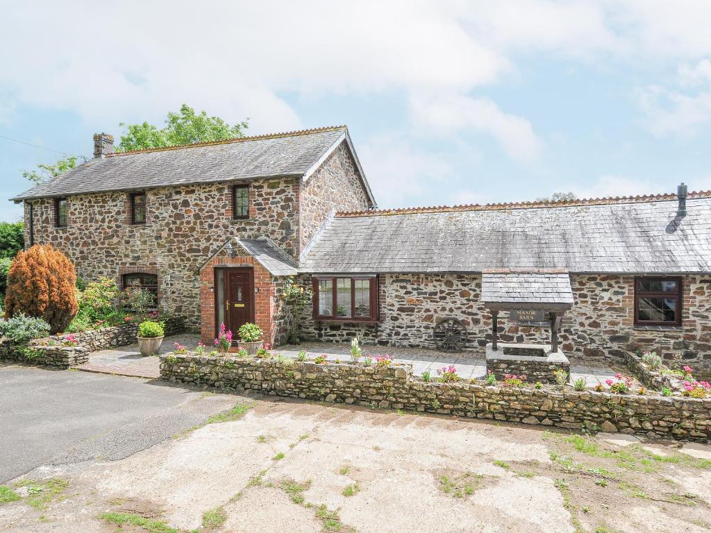 Manor Barn, Saltash (precios actualizados 2026)