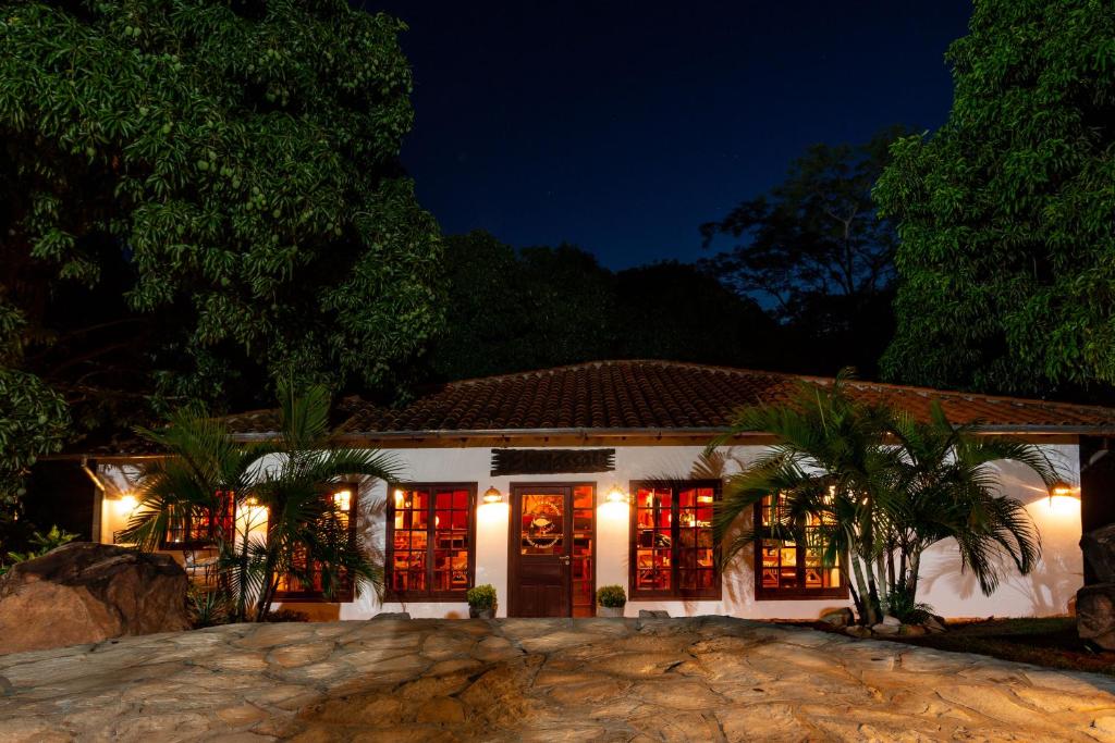 Mbuni Granja de Avestruz, Nueva Colombia (updated prices 2025)