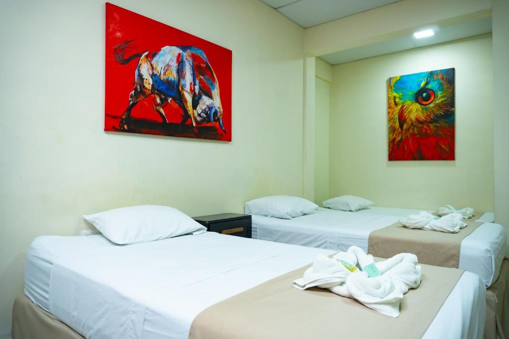 Hotel La Capilla - Suites & Apartments San Benito, San Salvador ...