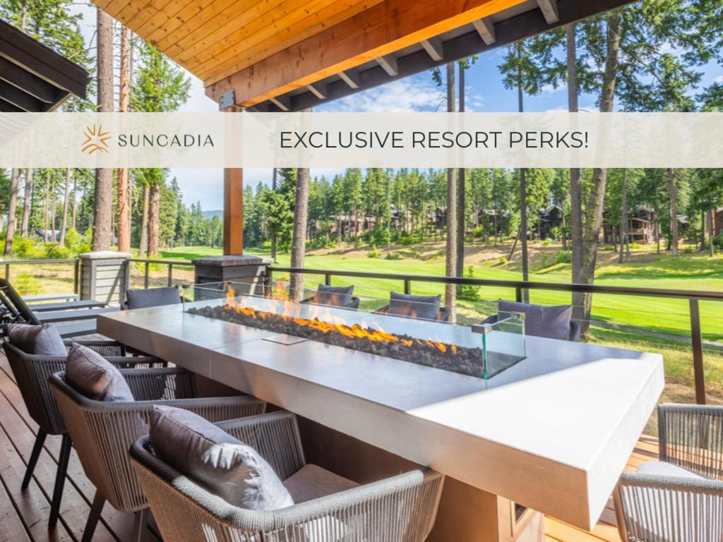 Suncadia 4 Bdrm Home with Hot Tub Overlooking Golf Course, Cle Elum ...