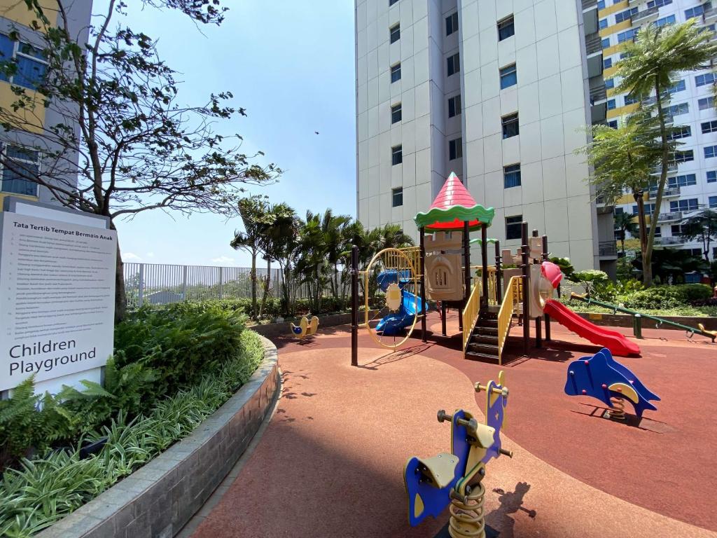 Good Choice and Comfy Studio at Springlake Summarecon Bekasi Apartment ...