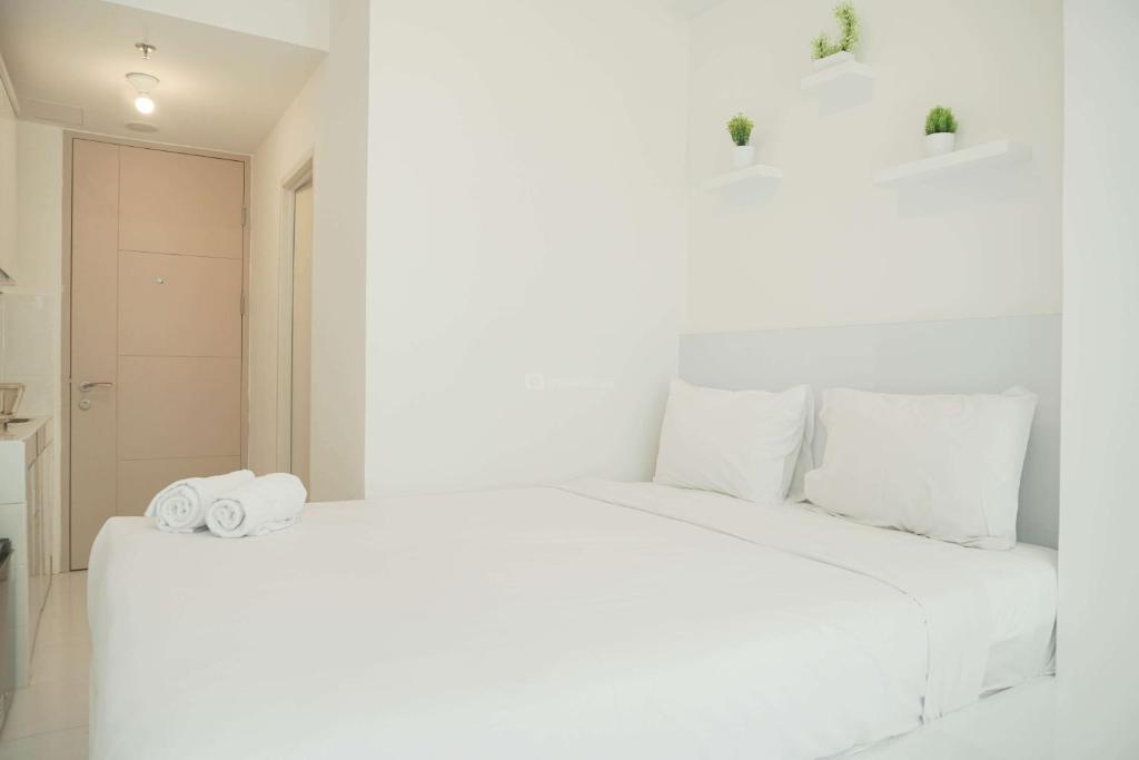 Good and Restful Studio at Tokyo Riverside PIK 2 Apartment By Travelio ...