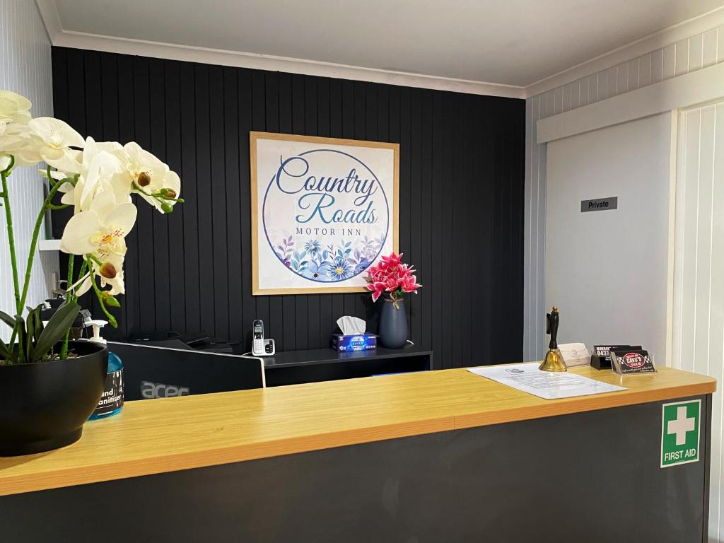 Country Roads Motor Inn, West Wyalong (updated prices 2026)