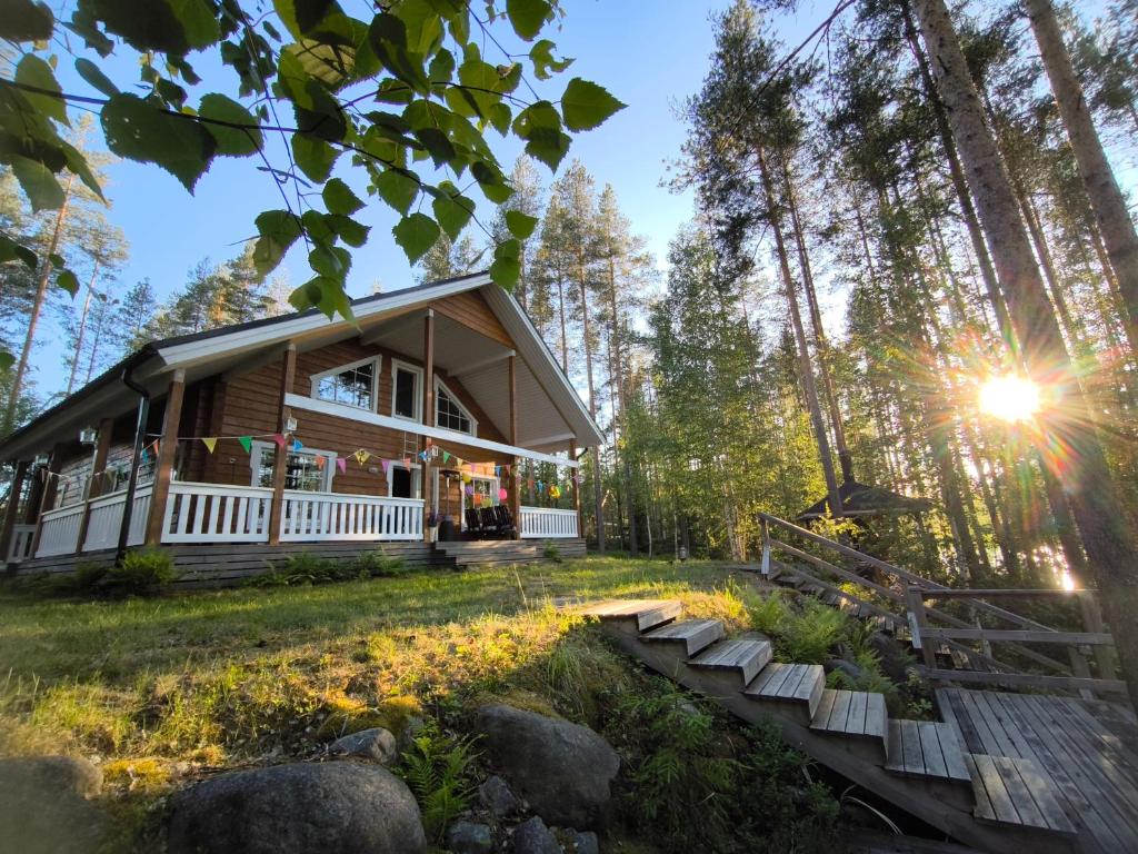 Villa HULLU KETTU & Lakehouse, Ruokolahti (updated prices 2025)