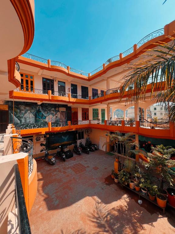 27 Hostels In Rishikesh
