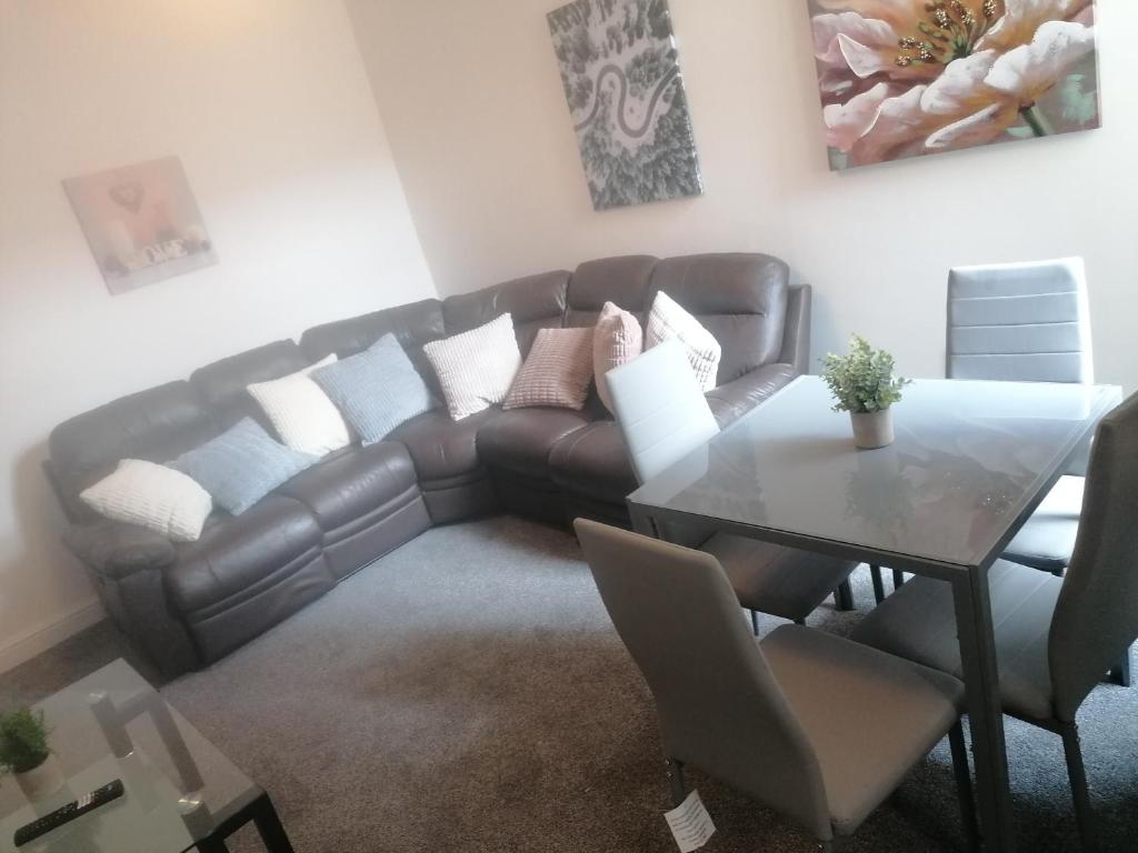 Rossy Home of Relaxations, Stoke-on-Trent (precios actualizados 2025)