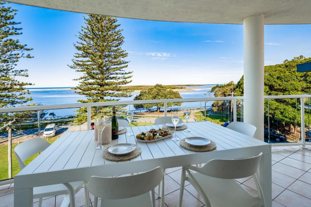 Pisces on Pumicestone - Golden Beach, Caloundra (updated prices 2026)