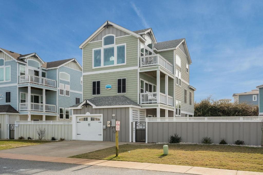 CB26 TJ's Beach Bungalow, Corolla (updated prices 2026)