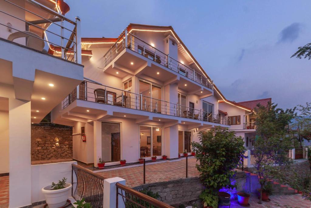 Alaya Stays Amara Dusk 4BHK Villa in Nainital, Nainital (updated prices ...