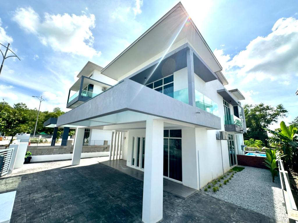 BNB Luxe Homestay, Rawang - pool, 18 pax, Rawang (updated prices 2026)