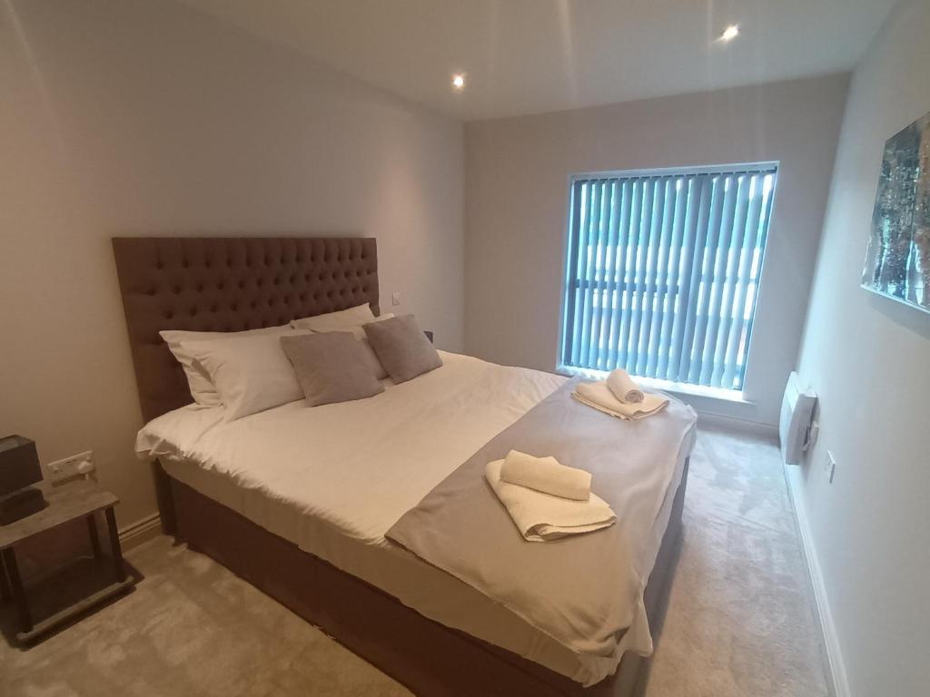 1Bed Apartment in Leeds City Centre with Transport Links, Leeds (updated prices 2025)