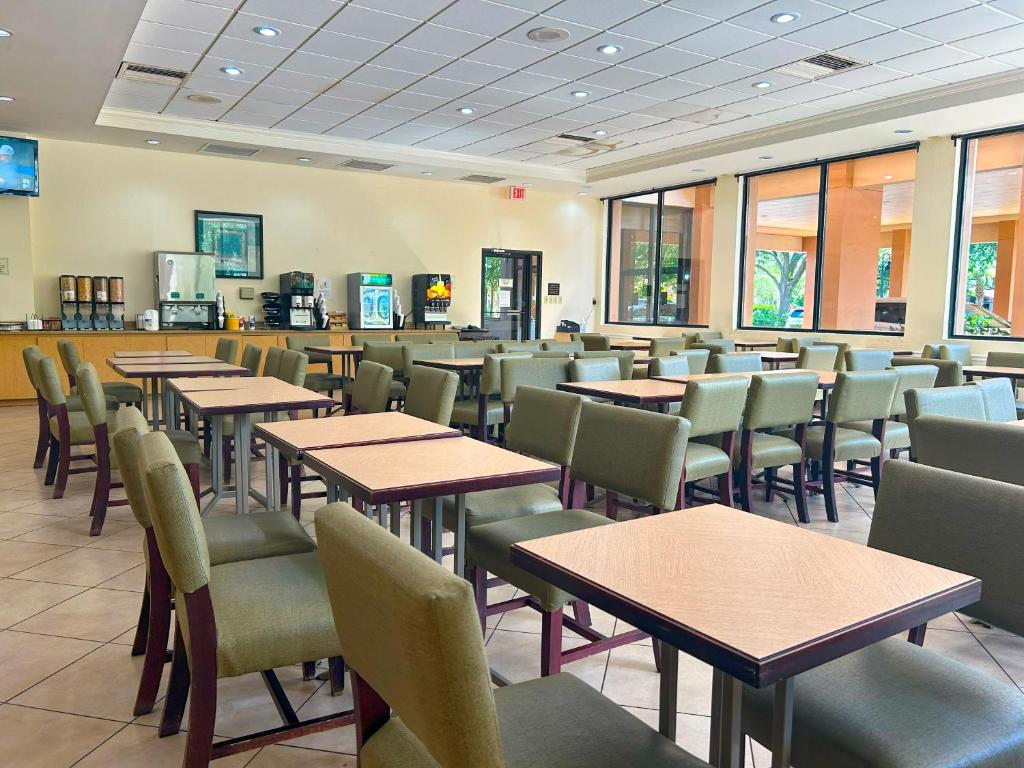Hotel SonoHotel IDrive District, Orlando (updated prices 2025)