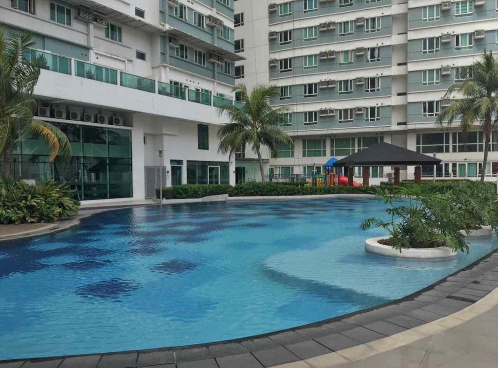 The Beacon Makati, Manila (updated prices 2025)
