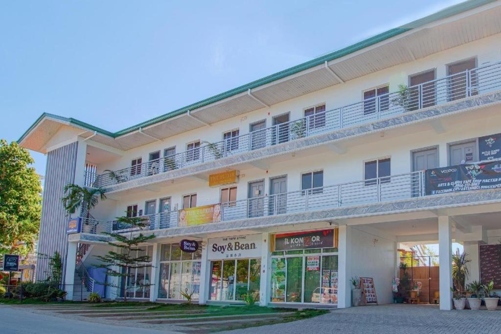 OYO 778 Fat J Apartelle, Isla de Mactán (precios actualizados 2025)