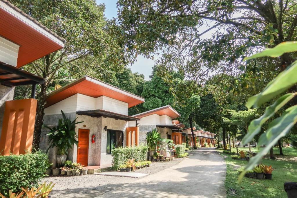 Baan Klang Suan Resort, Sathani Lang Suan (aktualisierte Preise für 2026)