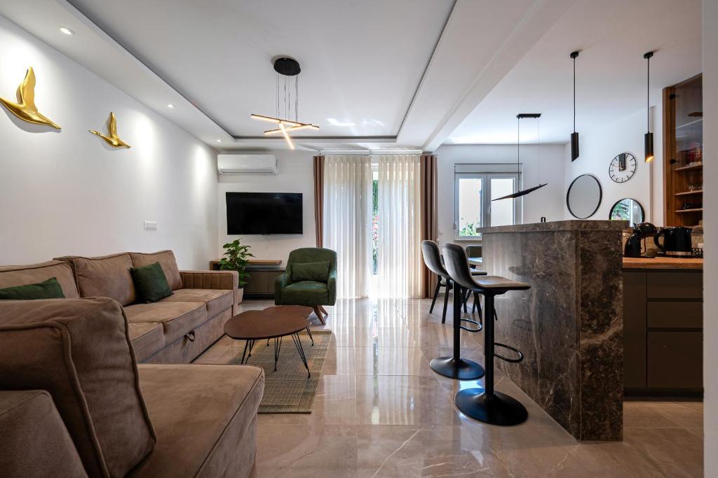 Cosy Duplex near Bus Station, Budva (updated prices 2026)