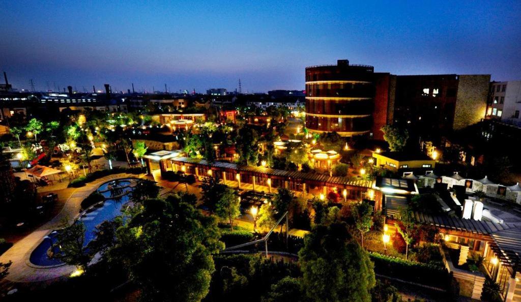 Suzhou Phoenix Hotspring Resort, Xinqiao (updated prices 2026)