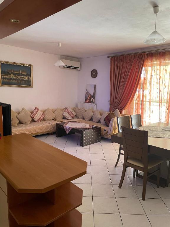 perama suites, Pireo (precios actualizados 2026)