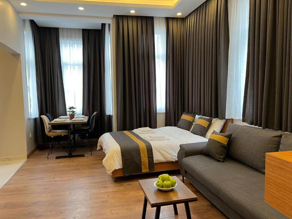 cozy studio unit near nisantasi and taksim #301, Estambul (precios ...