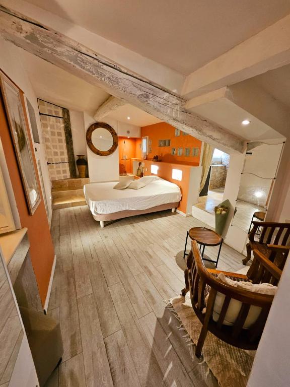 Suite Lou Peïro, Cotignac (updated prices 2025)