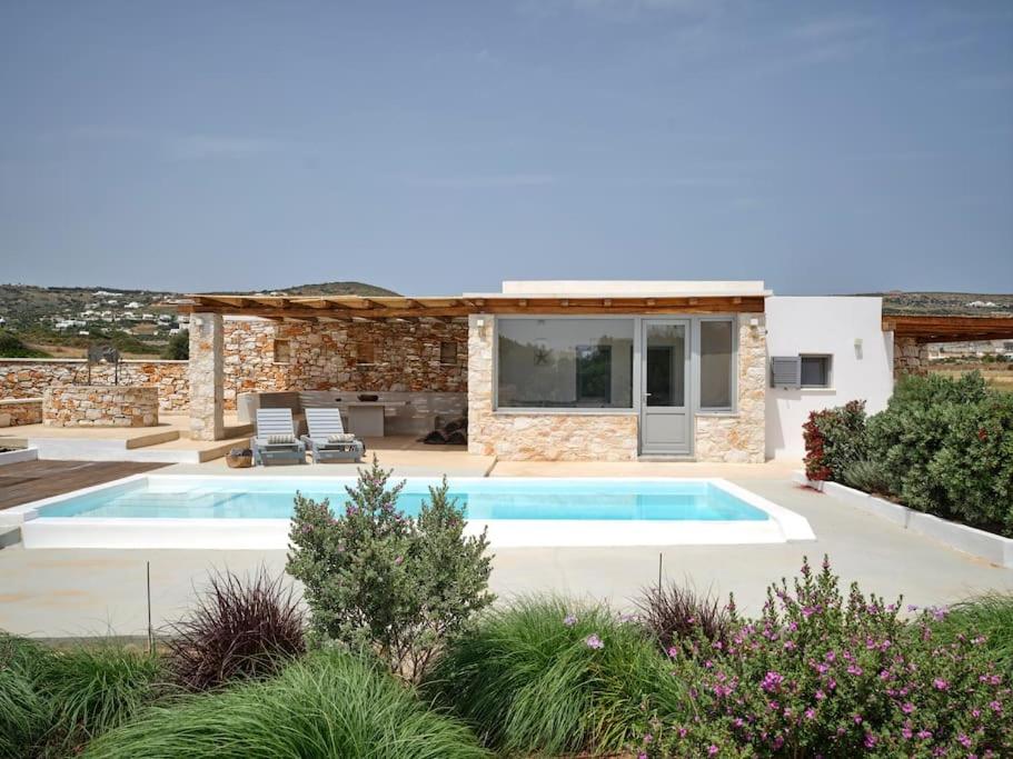 Vine House, Isterni (updated prices 2026)