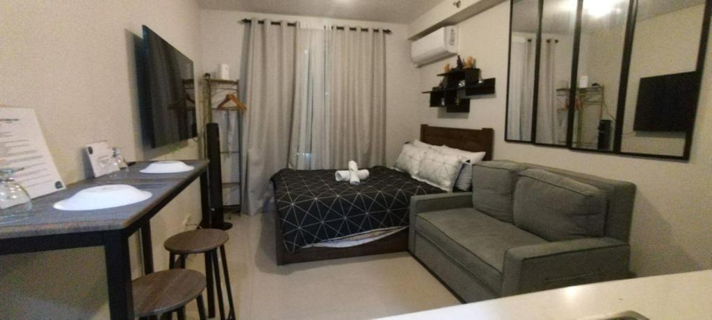 M&M Building 302, Lapu Lapu City (updated prices 2025)