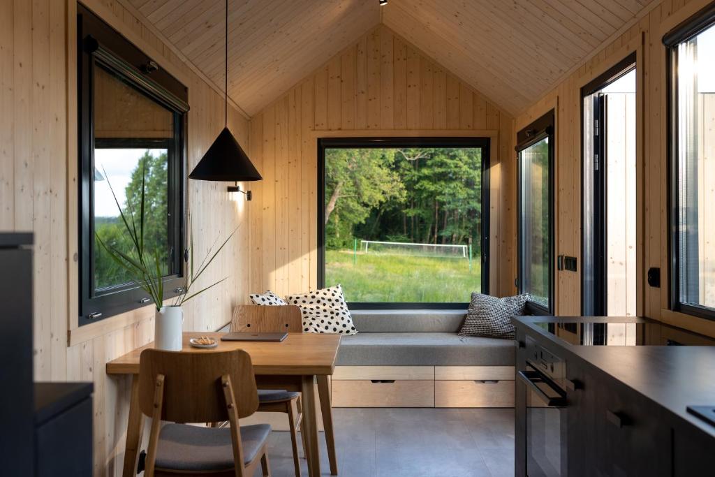 Mini Lake House - domek nad samym jeziorem, Rentyny (preços atualizados ...