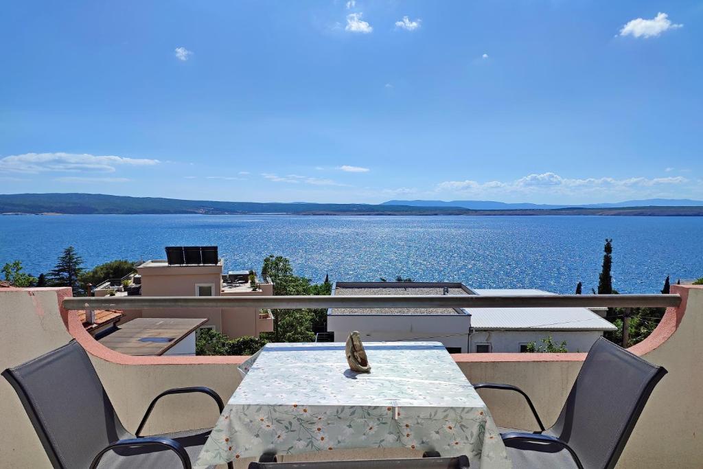 Sea View Apartment Neti - Happy Rentals, Crikvenica (nove cijene za 2025.)