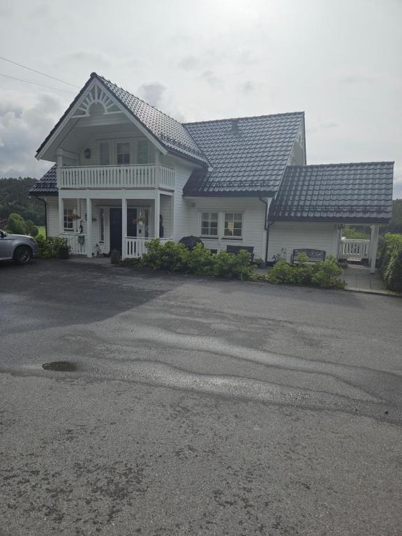 Gårdsidyll i flotte omgivelser, Ålesund (aktualisierte Preise für 2025)