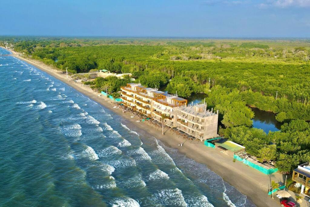 Hermosa Suite a un metro del mar en playa privada, Tolú (updated prices ...