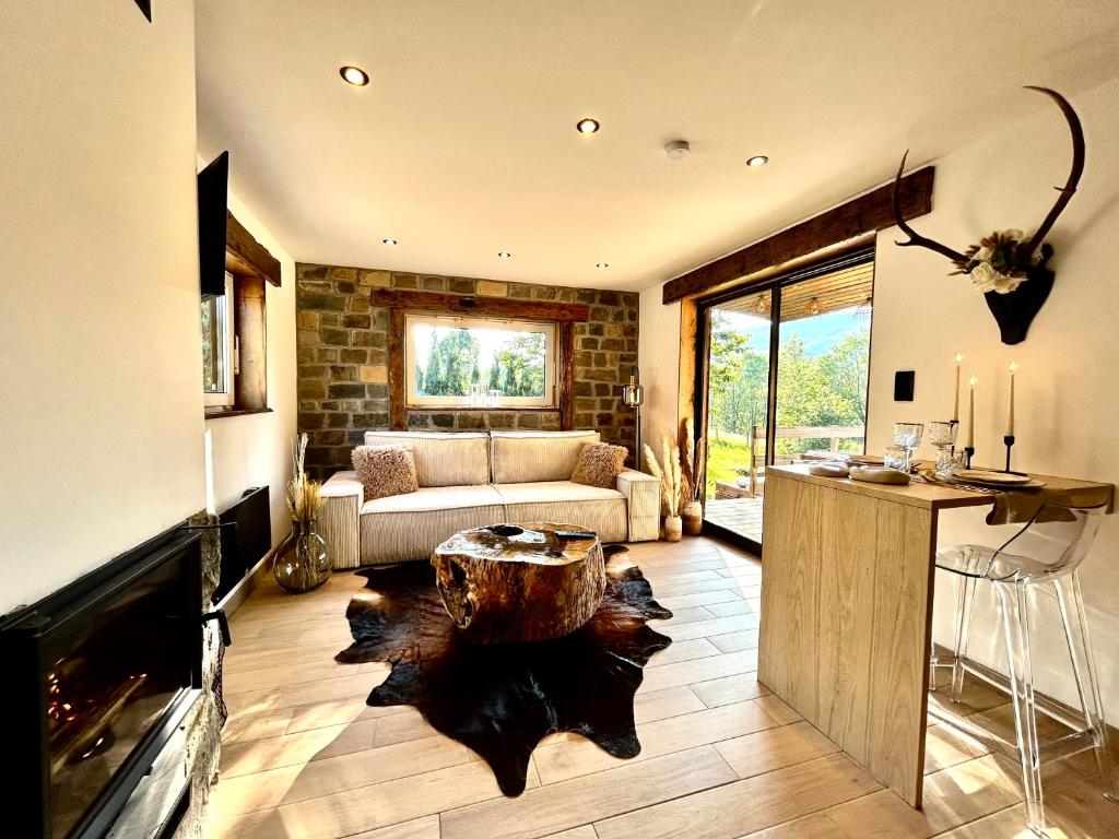 Chaly, Stoumont (updated prices 2026)