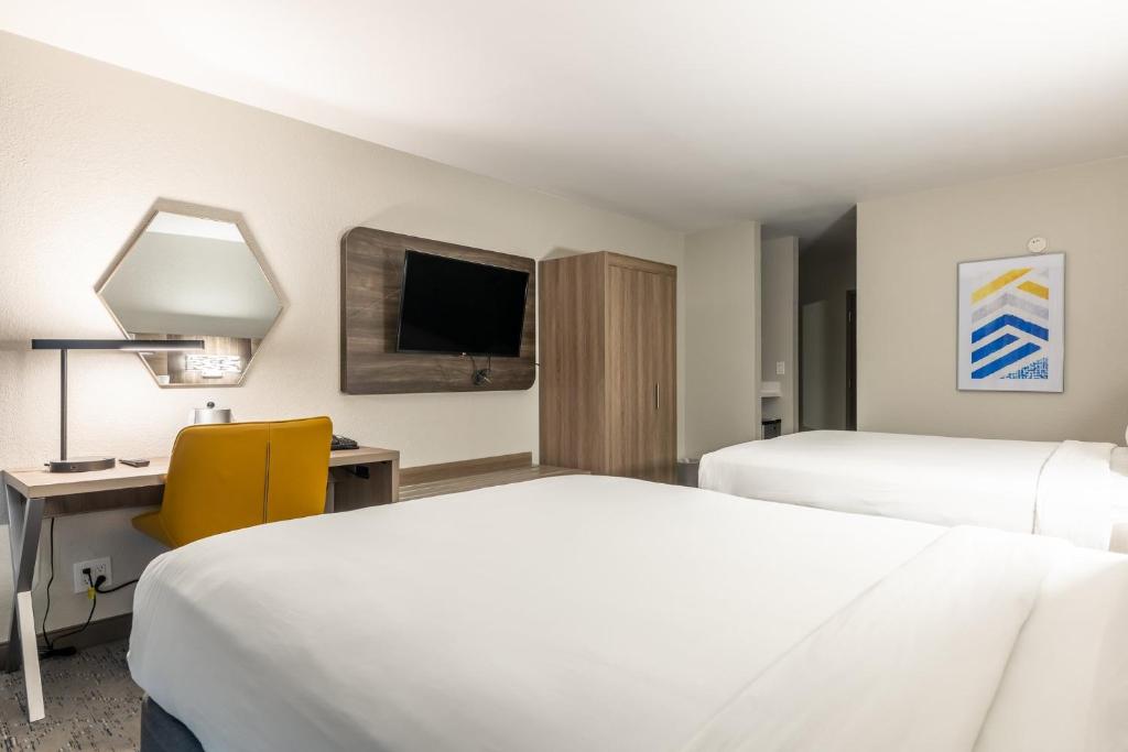Holiday Inn Express Van Nuys by IHG, Van Nuys (updated prices 2025)