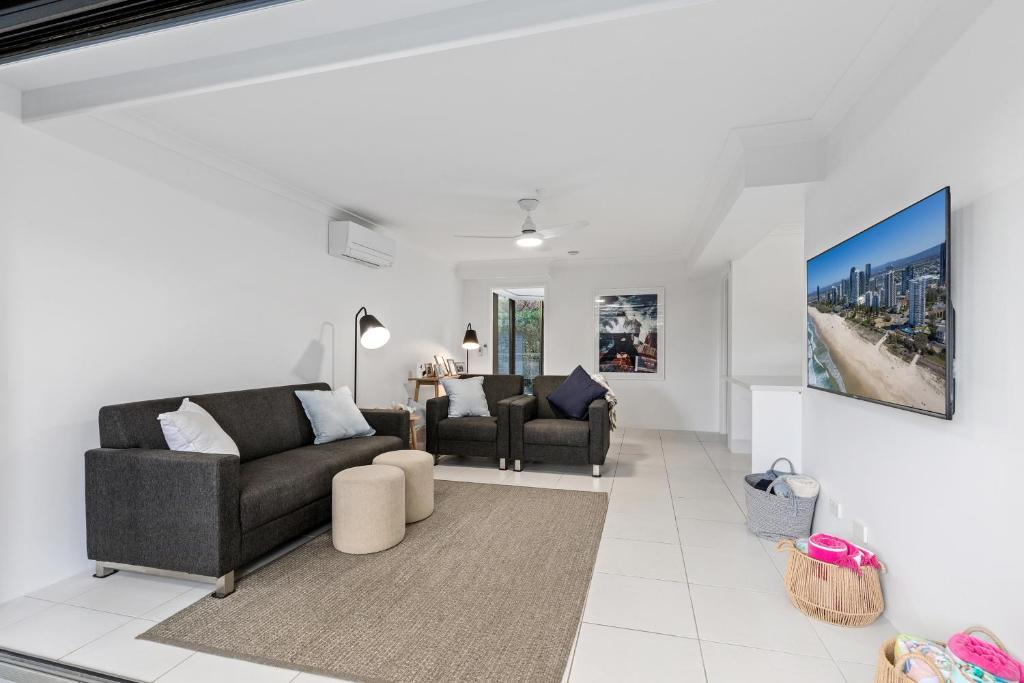 Pacific Resort Broadbeach, Gold Coast (updated prices 2025)