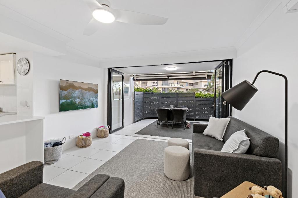 Pacific Resort Broadbeach, Gold Coast (updated prices 2025)