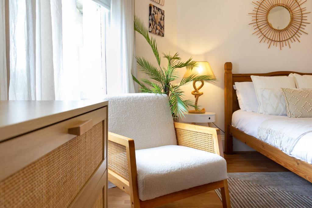 Spacious Brighton Beach studio, Brighton & Hove (updated prices 2026)