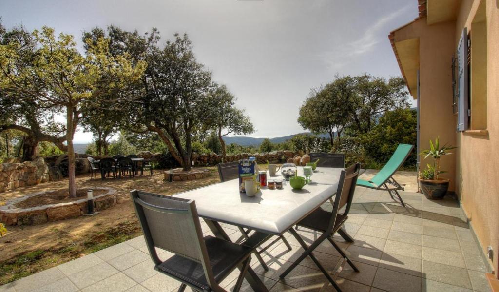 Le Cinto à Monacia, Monacia-dʼAullène (updated prices 2025)