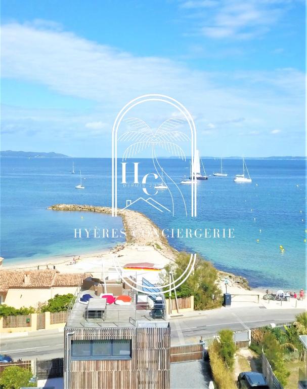 Le Triplex 360 Roof Top Vue Mer Clim Wifi Parking By HC, Hyères (tarifs ...