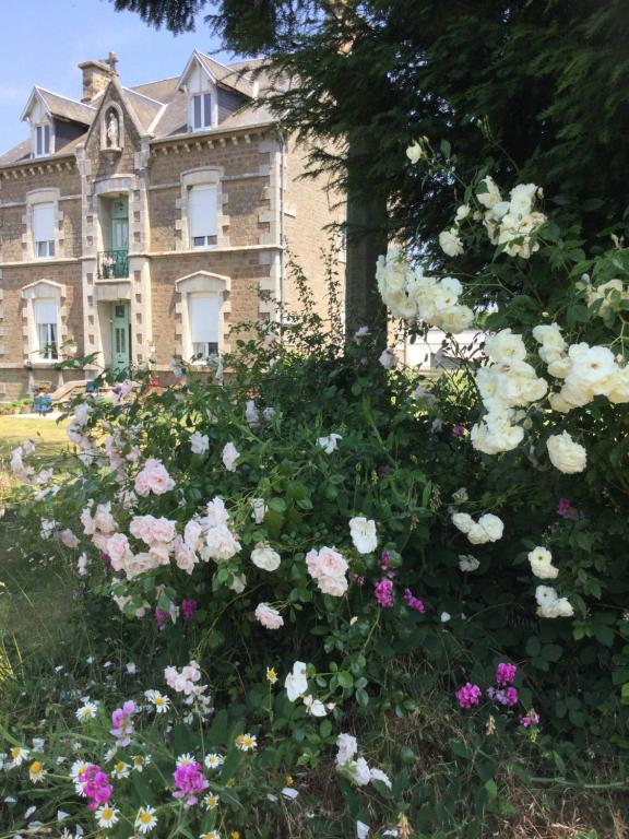 Le Presbytère Chambre D'Hôtes, Passais-la-Conception (aktualisierte ...